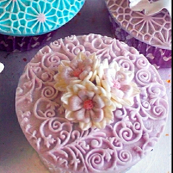 Kitchen | Baking Fancy Textured Lace Cupcake Topper Mold | Poshmark